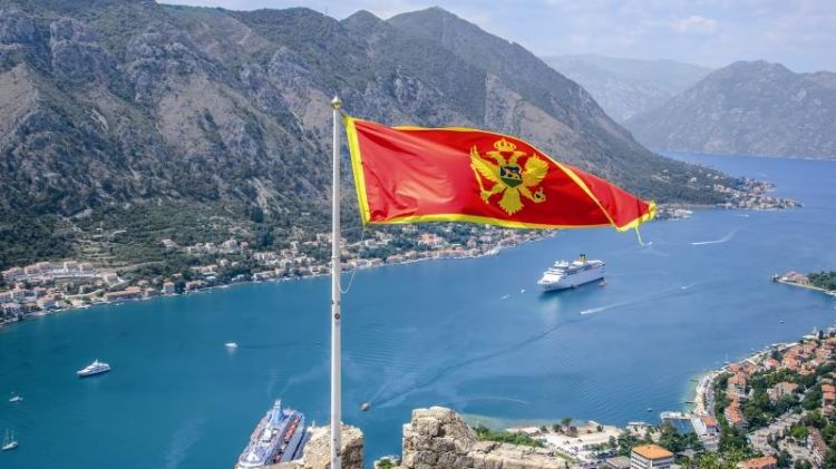 Ten years of independence; 1,000 years of culture - Montenegro