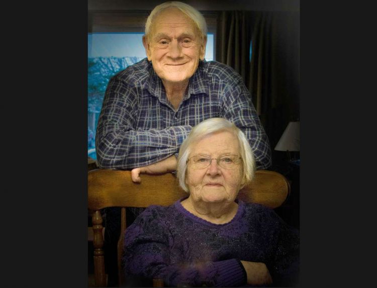 Elderly couple dies within hours of each other after wife searches for ...