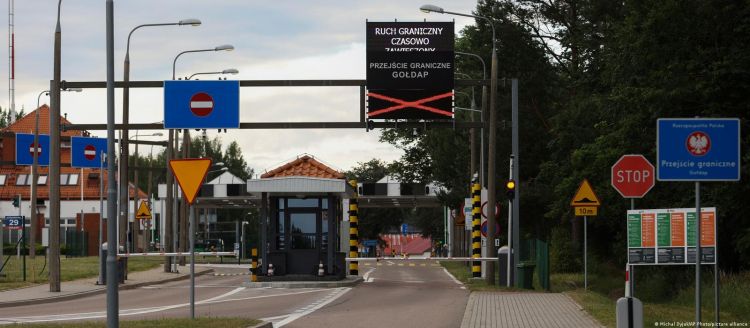 Poland to build wall on border with Russia's Kaliningrad